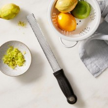 Best Zester Reviews (2022): Top-Rated Tools - WarmChef.Com